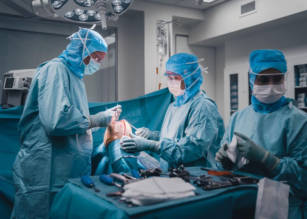 ACL Replacement Surgery and Arthritis: Understanding the Link